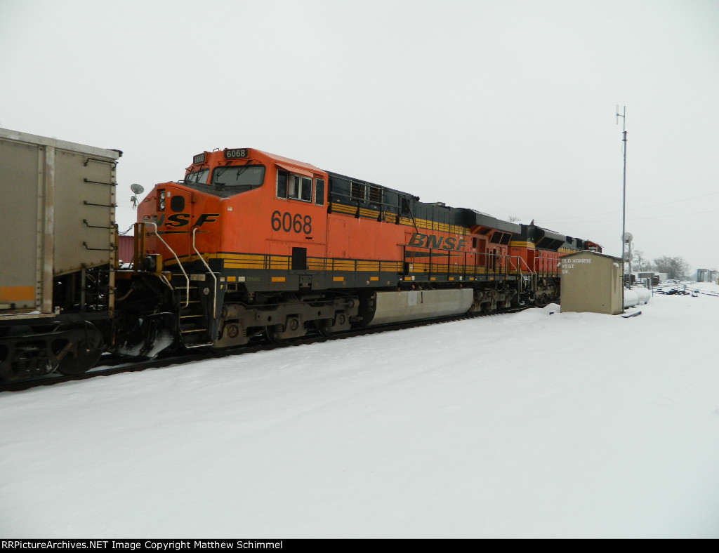 BNSF 6068